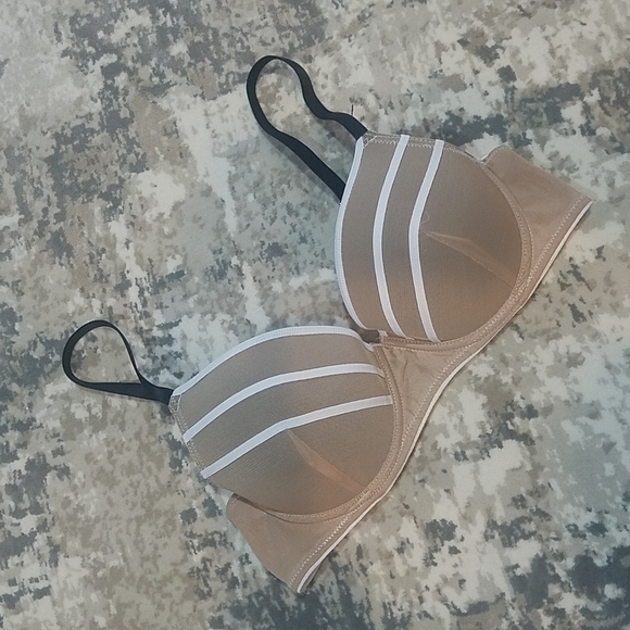 French Affairs | Intimates & Sleepwear | Padded Bra | Poshmark